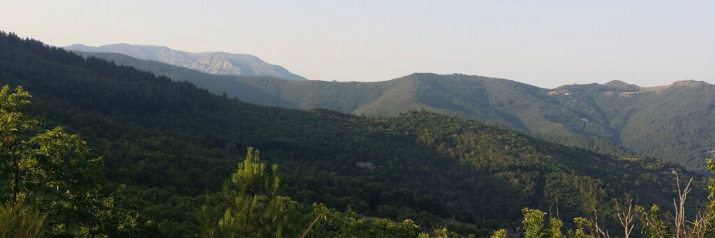 Oustaou de Joséphine – Cabane dans les arbres, Dôme des étoiles en Cévennes